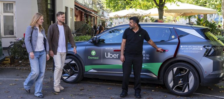 Taxa i Aalborg tlf. 48 48 48 48 eller taxa-app. | Dantaxi